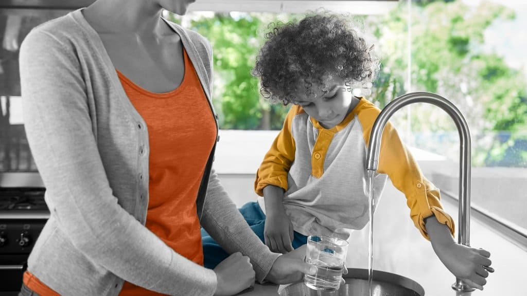 24 Ways to Save Water at Home | Zolo